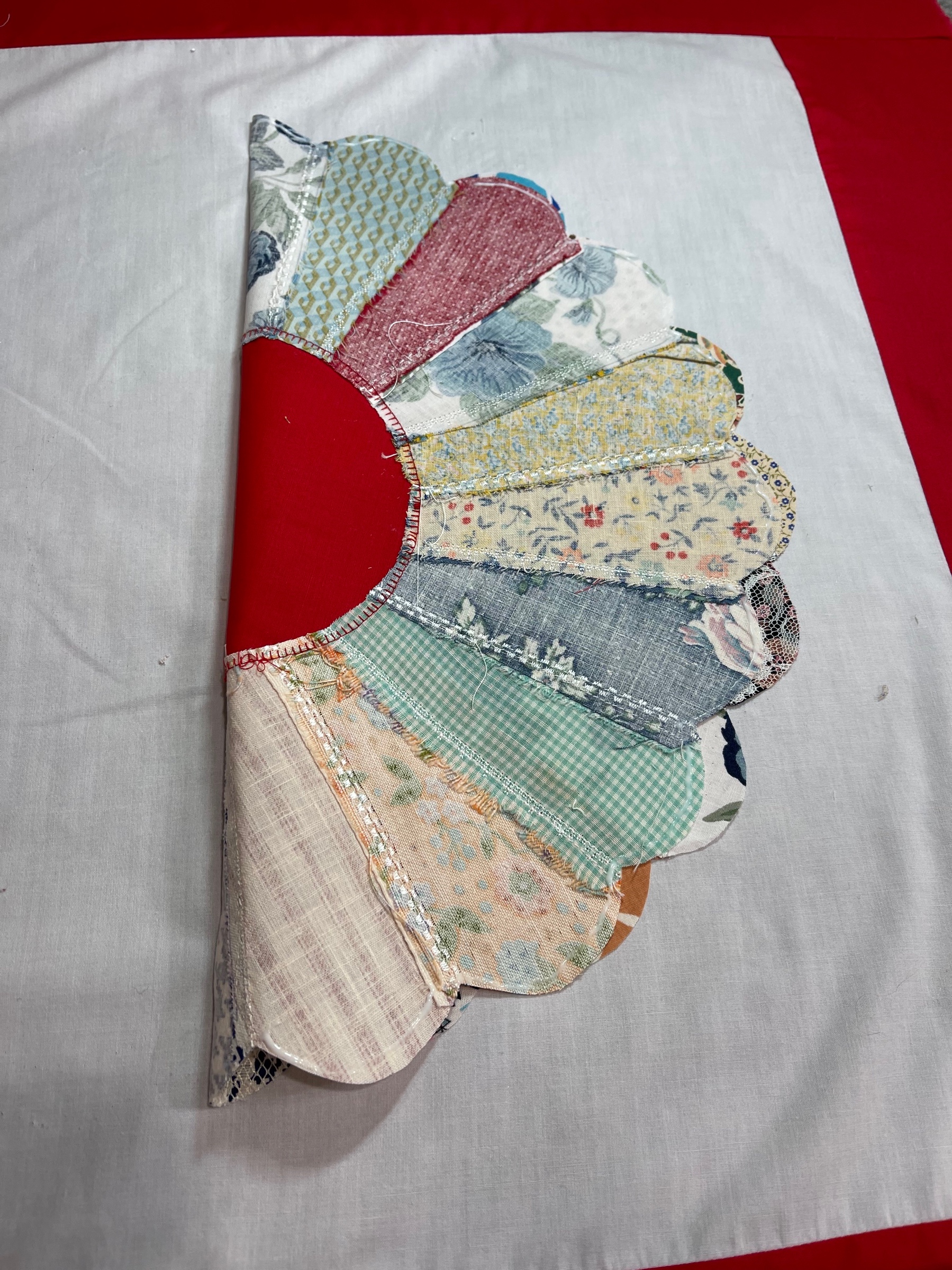 Fixing the Red Dresden Plate Quilt Top, Part 3 – Rhonda Dort